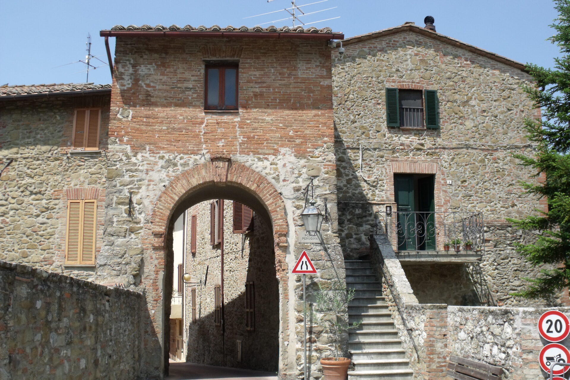 Paciano travel guide